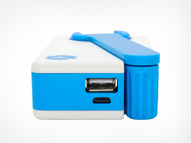 SOScharger: The USB Pocket Charger With Unlimited Power | StackSocial
